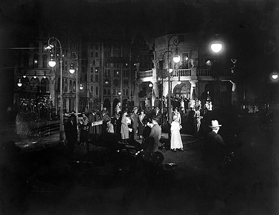 Die Straße | filmportal.de